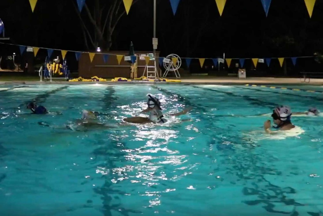 underwater_rugby - Peninsula Press