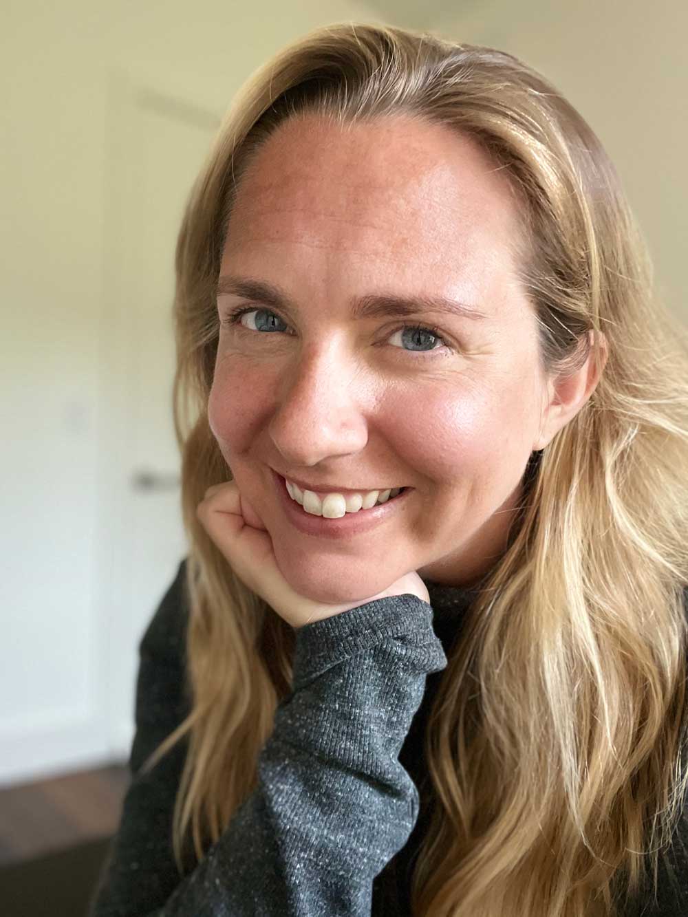 New York Times Journalist Lindsay Crouse Sets The Pace With Opinion ...